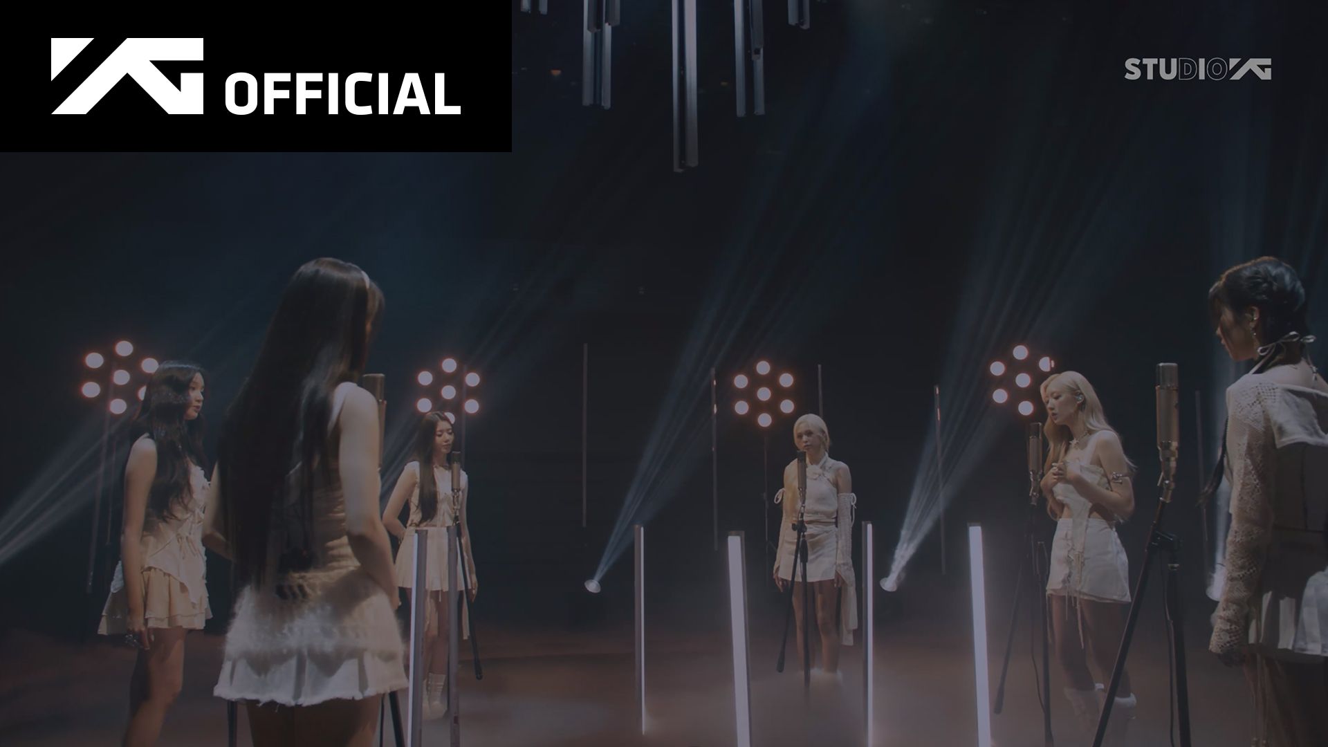 BABYMONSTER - ‘Stuck In The Middle’ LIVE STAGE-BABYMONSTER_YG-BABYMONSTER_YG-哔哩哔哩视频