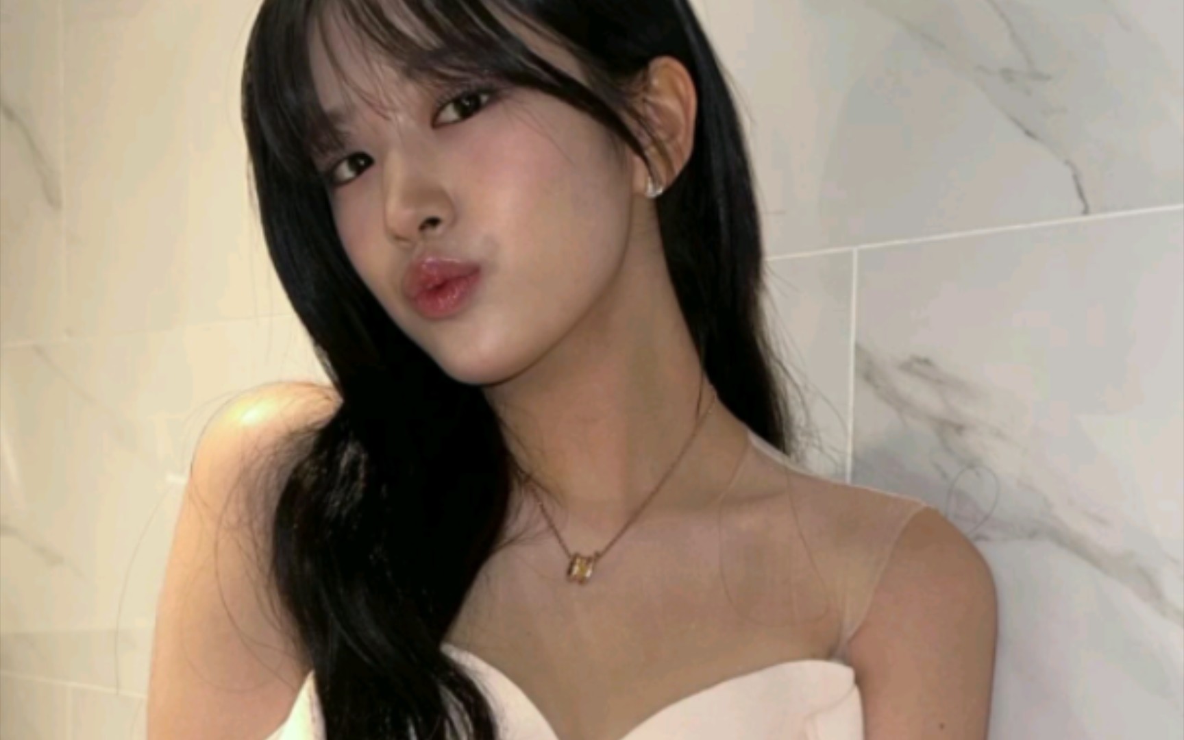 【安宥真】邻家有女初长成 安宥真性感晚礼服-女团XSP-女团XSP-哔哩哔哩视频