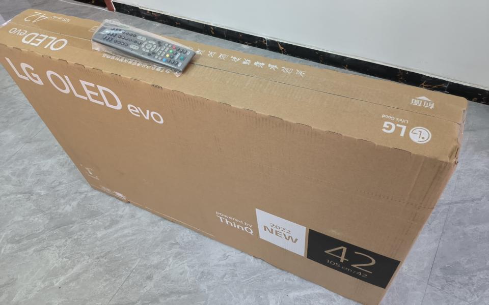 全网 首发 国行 LG OLED 42C2 EVO简单视频开箱_哔哩哔哩_bilibili