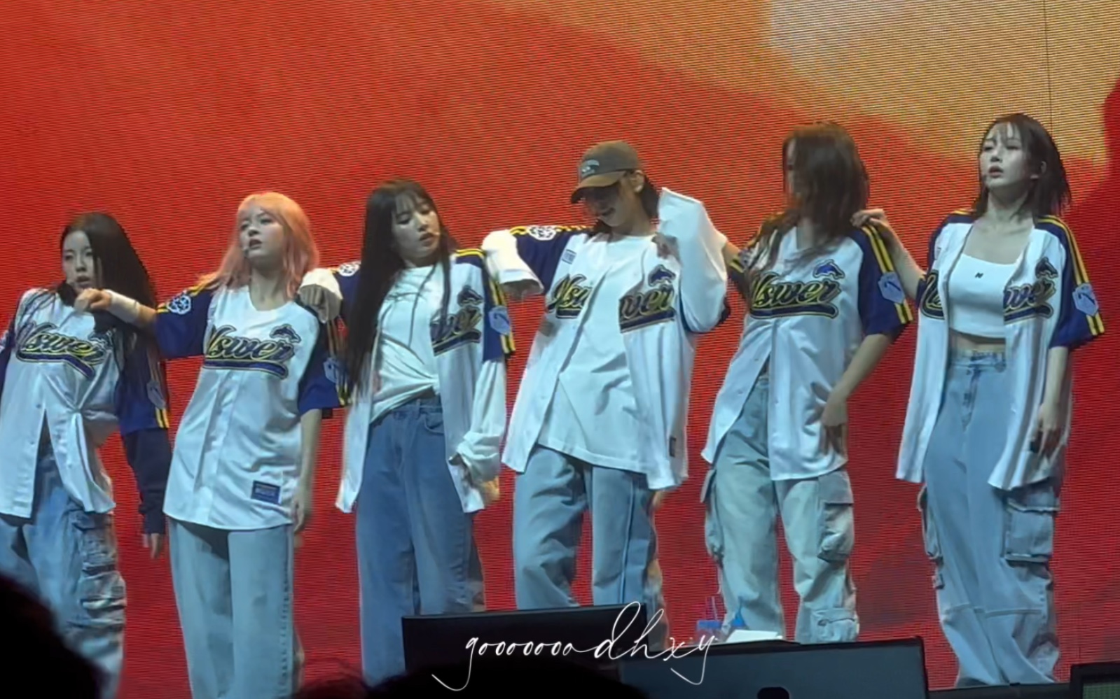 【NMIXX】Run For Roses-作精女二-曲乐-哔哩哔哩视频