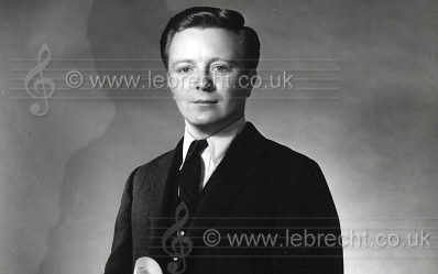 【奇妙华丽的阉伶声带】假声男高音Russell Oberlin先生演唱法语歌剧选段_哔哩哔哩 (゜-゜)つロ 干杯~-bilibili