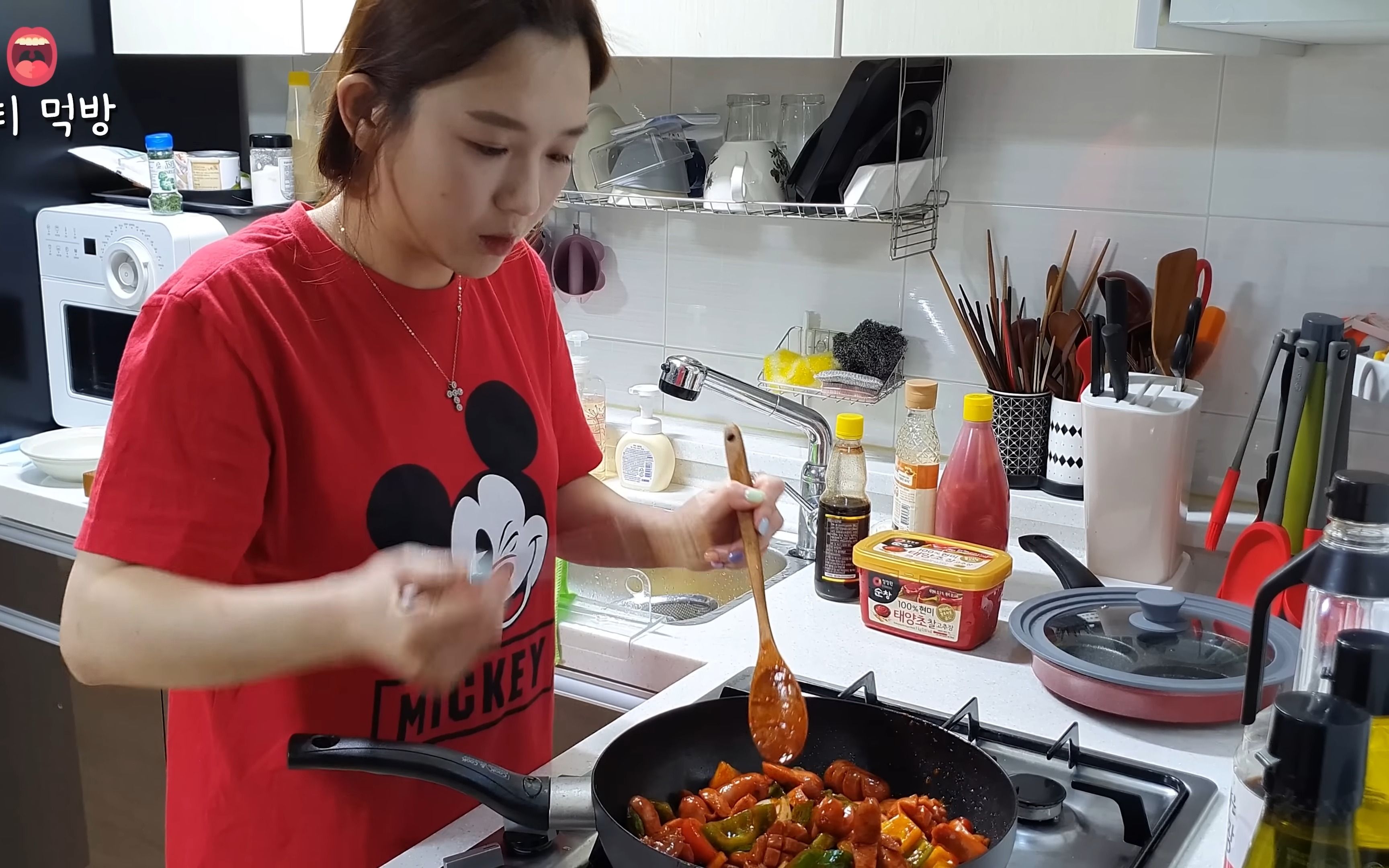 【韩国吃播Hamzy】2020.10.05更新 做饭合集-小嘴儿叭不停-小嘴儿叭不停-哔哩哔哩视频