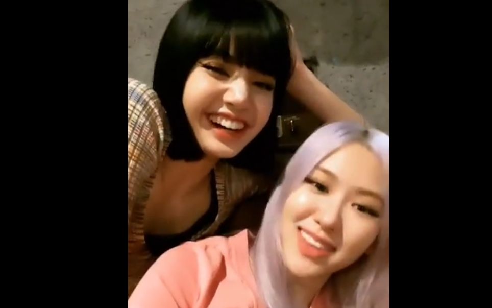 Blackpink Rosé和Lisa刚结束的直播 [200718]_哔哩哔哩_bilibili