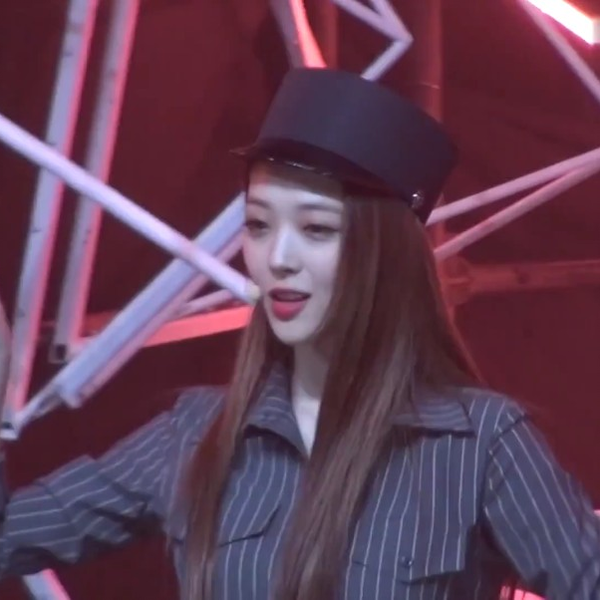 Sulli Fx Red Light Live