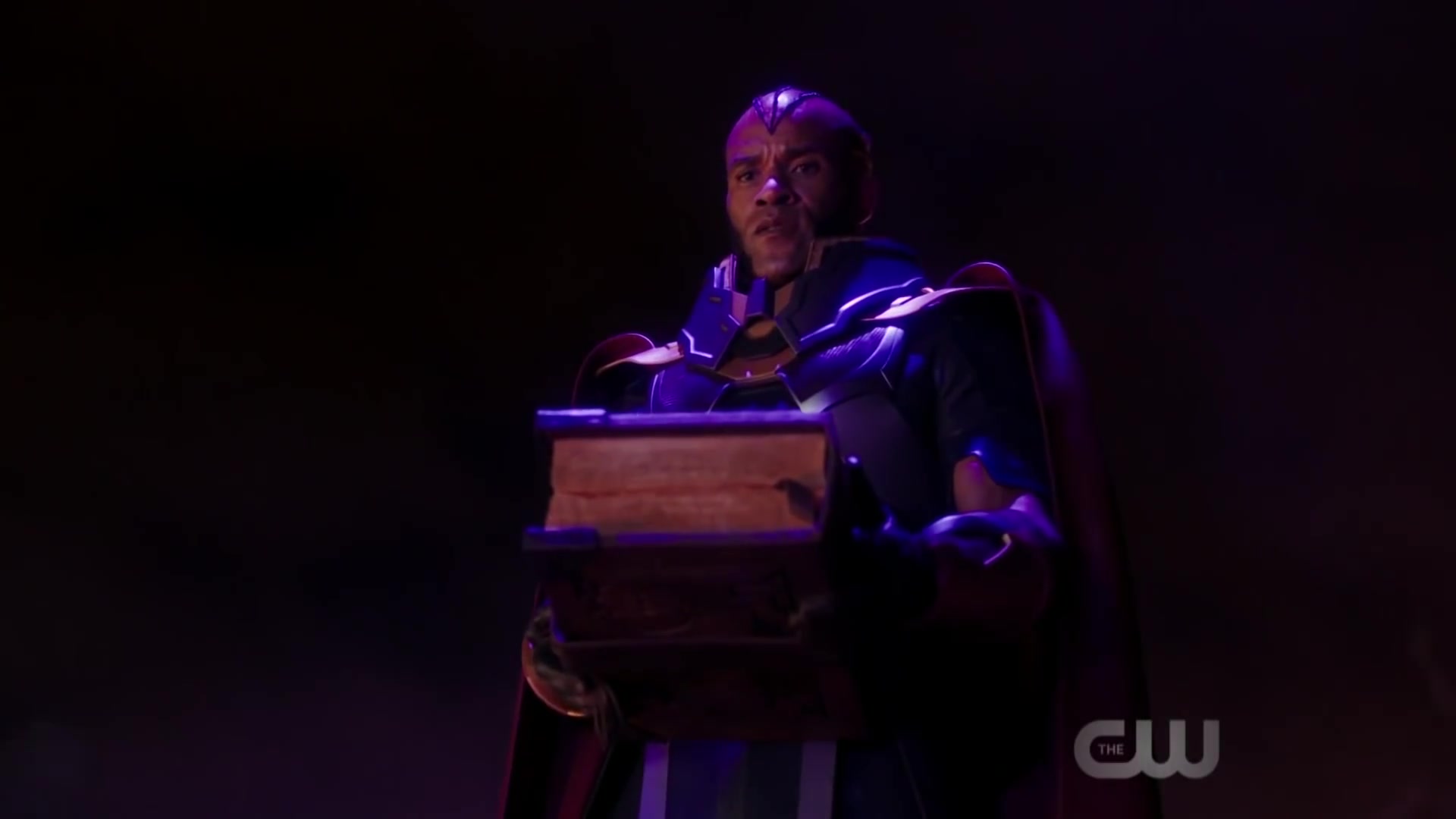 DCTV Crossover - Elseworlds: Teaser - The Flash & The Monitor on Earth ...