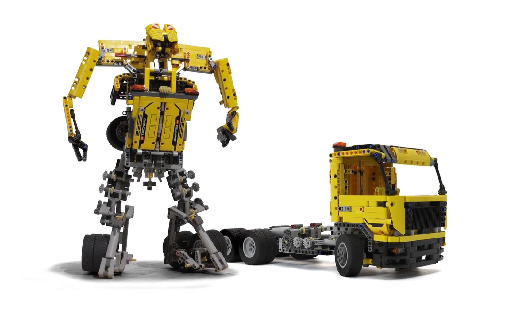 乐高造的变形金刚，你给几分？乐高科技MOC LEGO TECHNIC TRANSFORMERS set 42009_哔哩哔哩_bilibili
