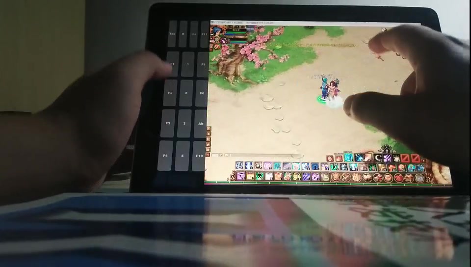 平板触屏玩游戏，Tablet Pro_哔哩哔哩_bilibili