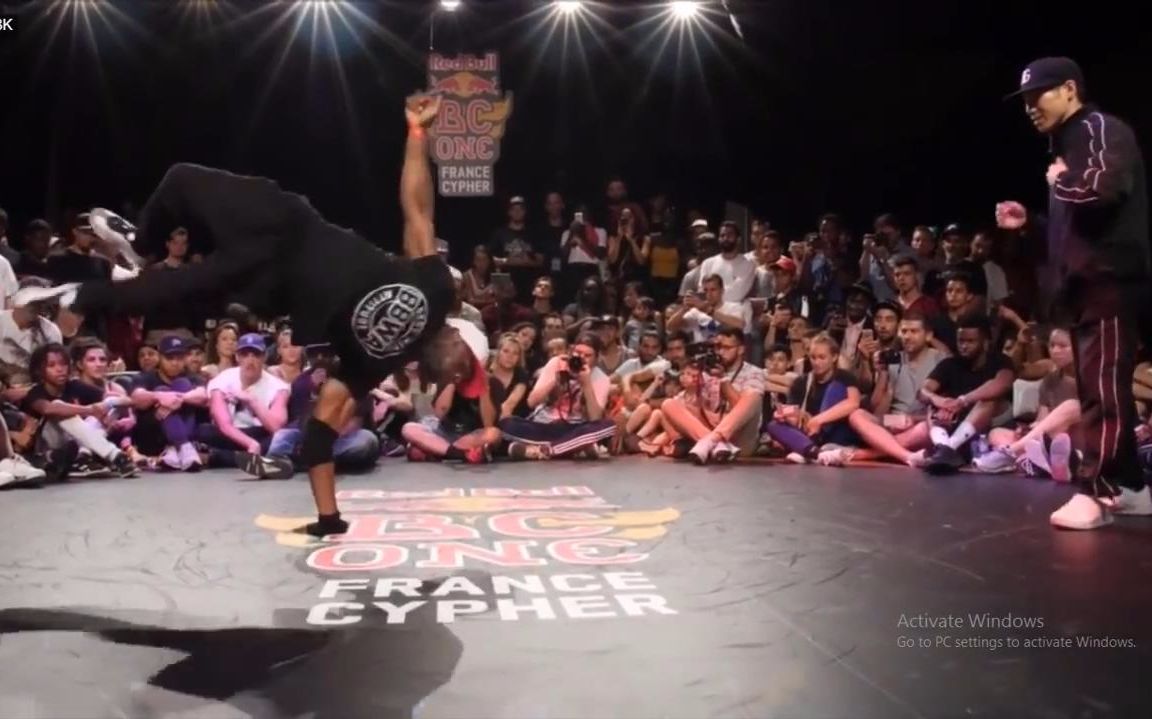 【Breaking】BBoy Physicx VS BBoy Junior 2017_哔哩哔哩 (゜-゜)つロ 干杯~-bilibili