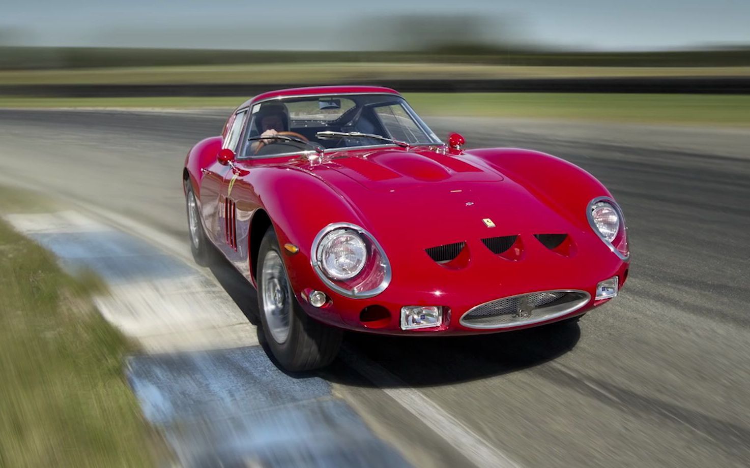 我通过纯手工复制了经典神车 法拉利250 GTO！！_哔哩哔哩_bilibili