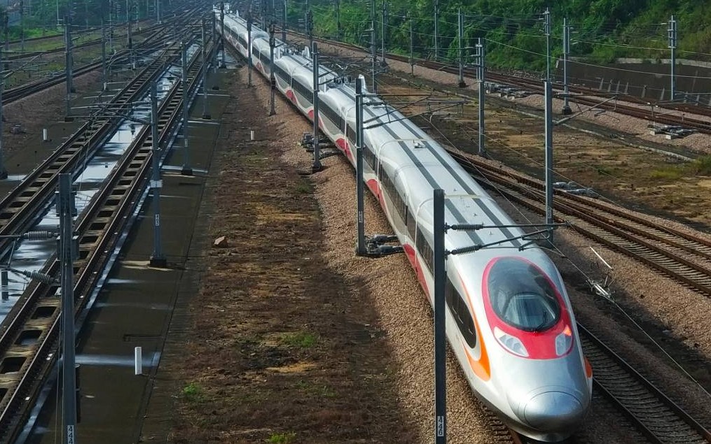 【六点半新闻】广深港高铁香港段定于下月23日通车_哔哩哔哩 (゜-゜)つロ 干杯~-bilibili