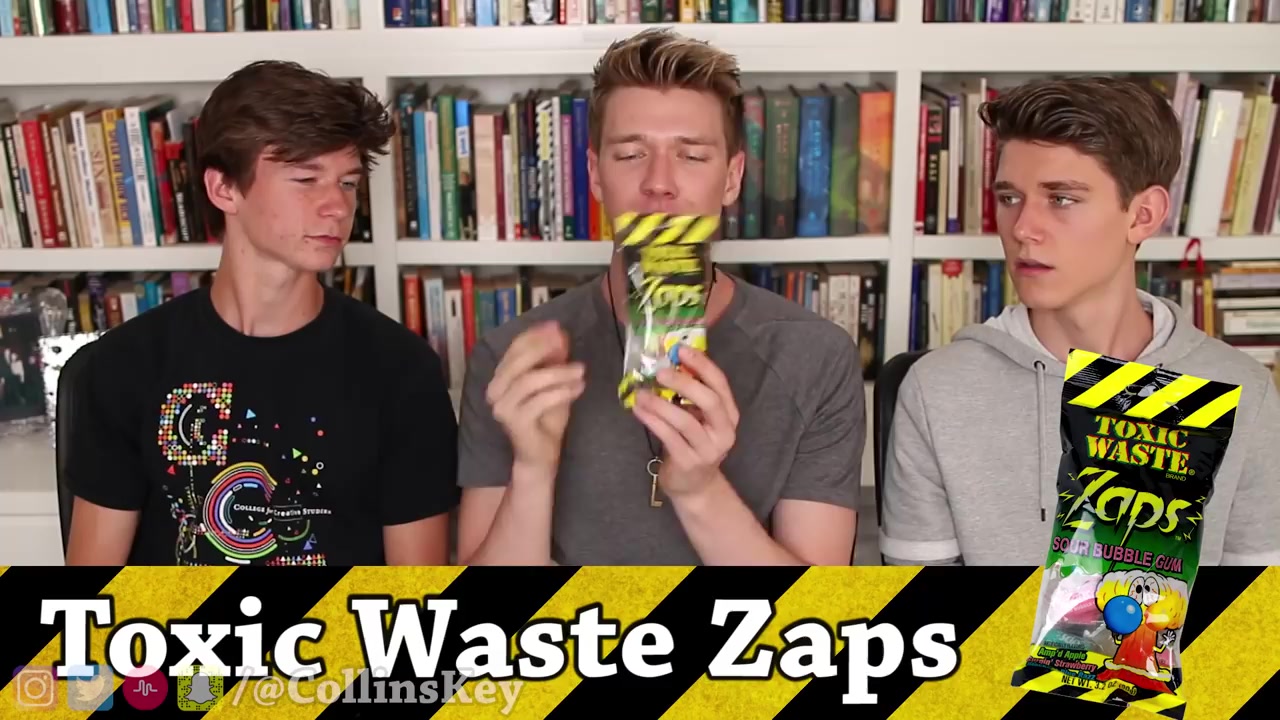 EXTREME SOUR CANDY Toxic Waste & Warhead Challenge - Collins Key_哔哩哔哩 ...