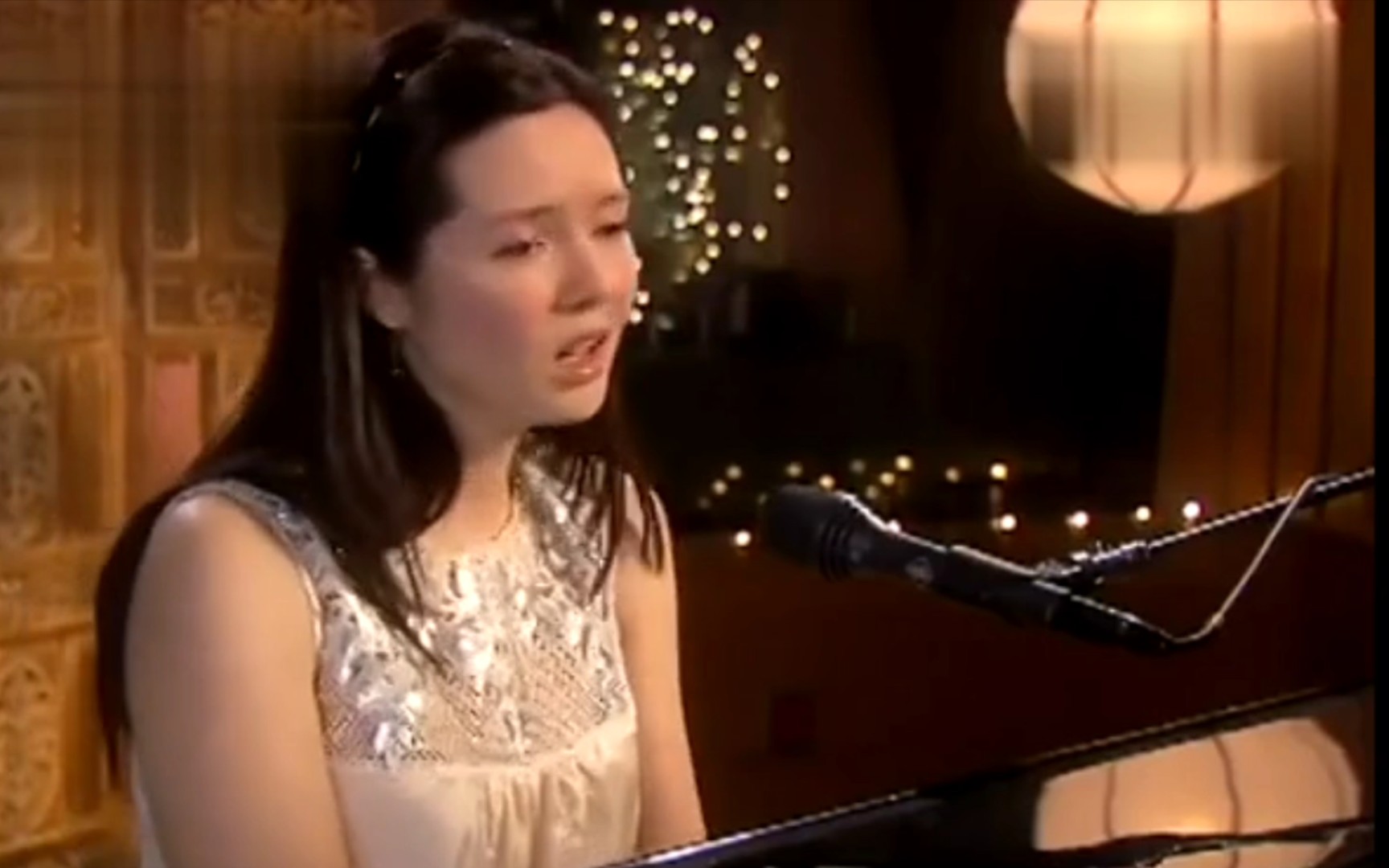 【Miss Invisible】一首超级好听的小众音乐_哔哩哔哩_bilibili