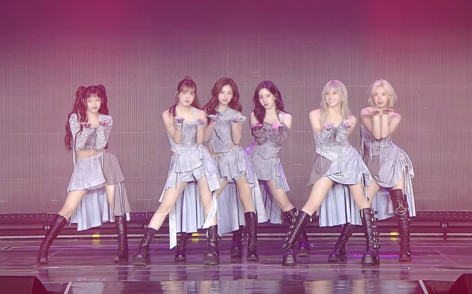 【4K 舞台】NMIXX《 BEAT BEAT 》2ND FAN CONCERT 20241006-LiLiDance-LiLiDance-哔 ...