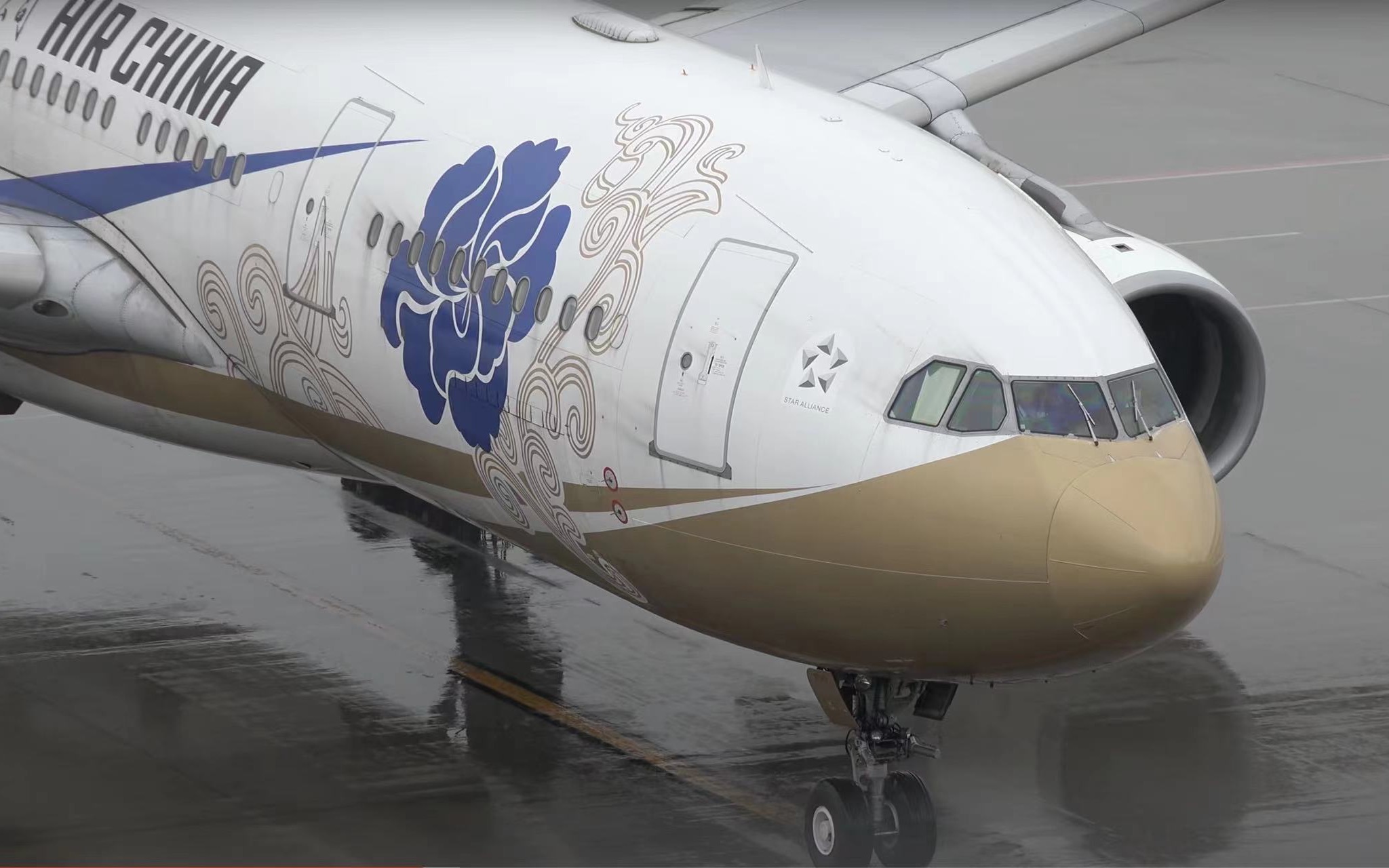 2014年国航紫宸号空客a330-200(B6076) 东京羽田机场起降_哔哩哔哩_bilibili