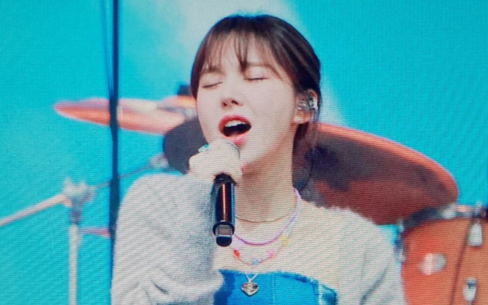 【WENDY】《Everybody Hurts Sometimes》SLSL音乐节_哔哩哔哩_bilibili