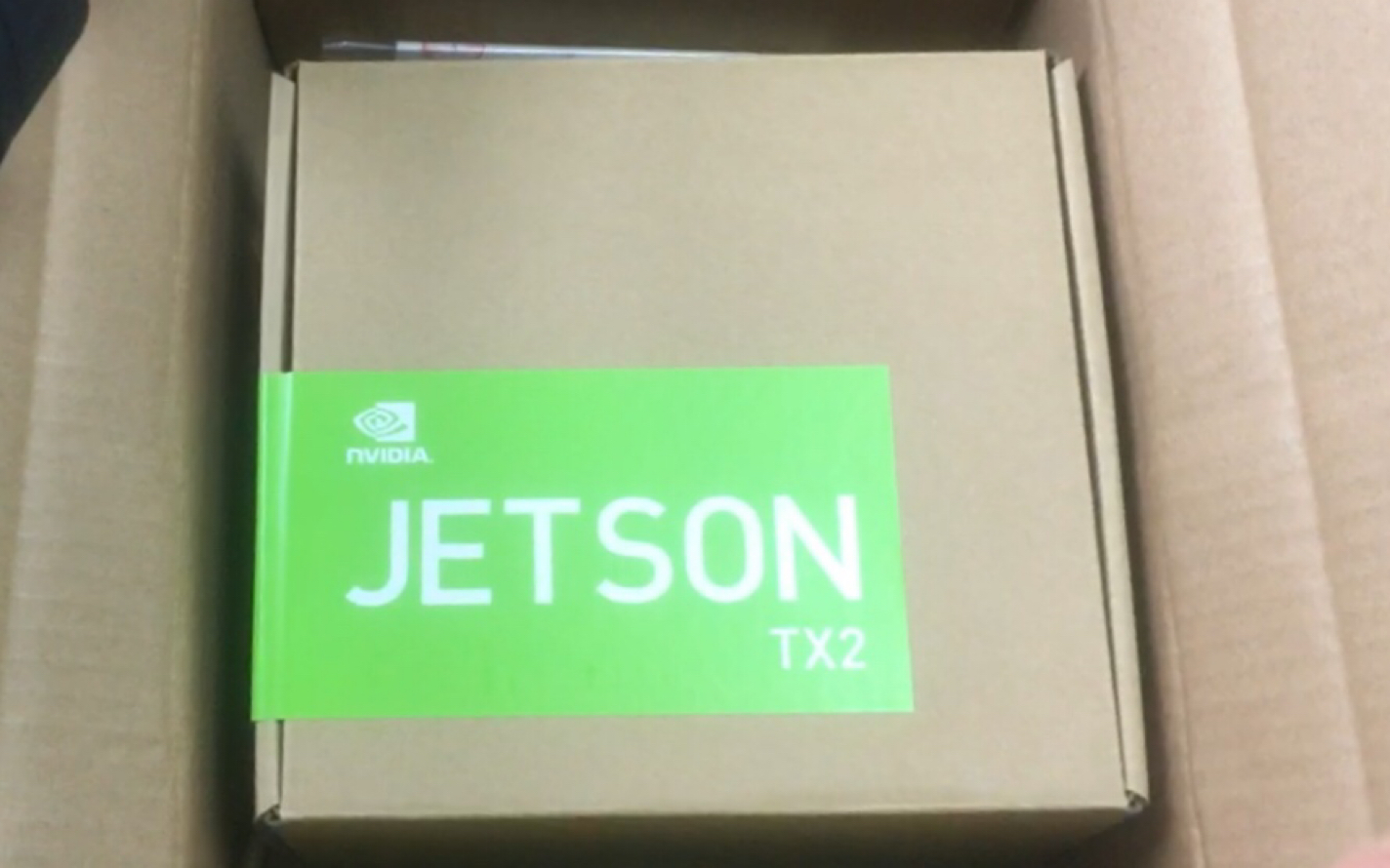 英伟达/Ninvida Jetson TX2简单开箱_哔哩哔哩 (゜-゜)つロ 干杯~-bilibili