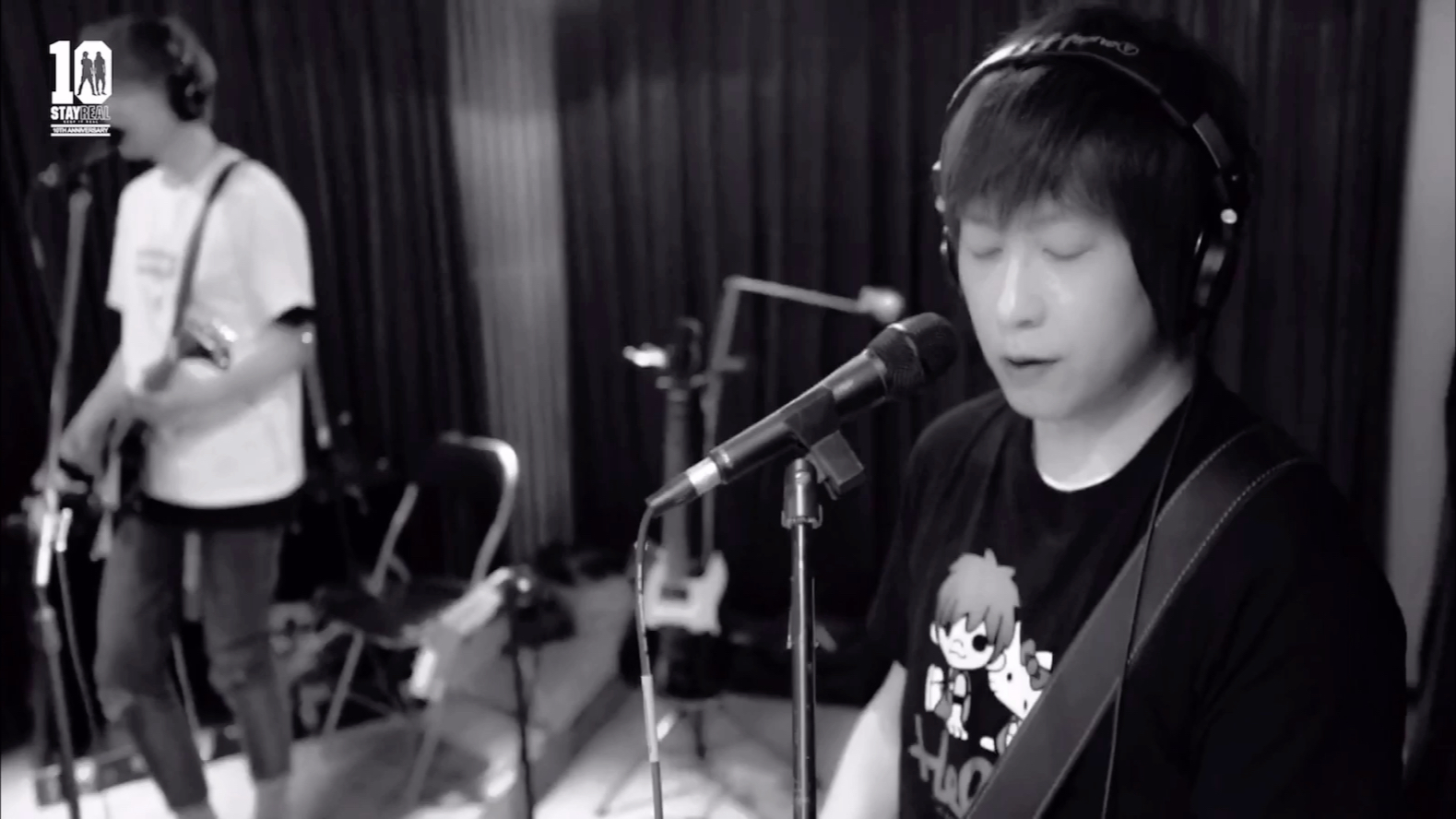 五月天 八三夭《SHERO+我怎么哭了》翻录_哔哩哔哩_bilibili