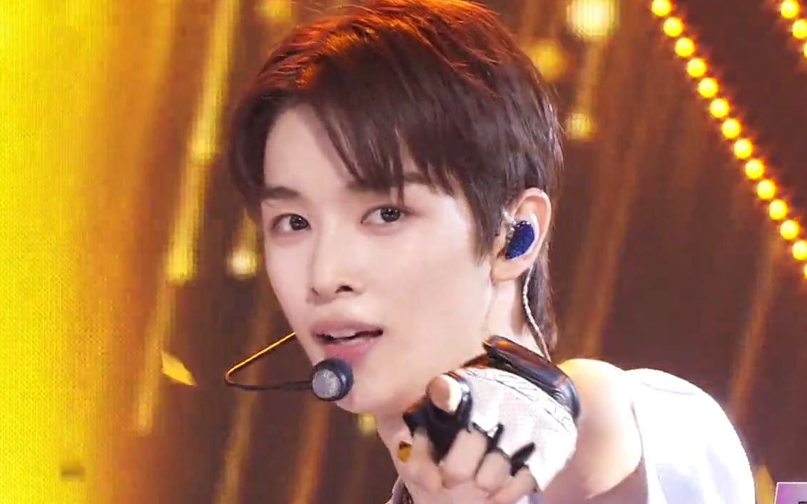 RIIZE新曲Talk Saxy 231105打歌舞台-pcyxjy-pcyxjy-哔哩哔哩视频