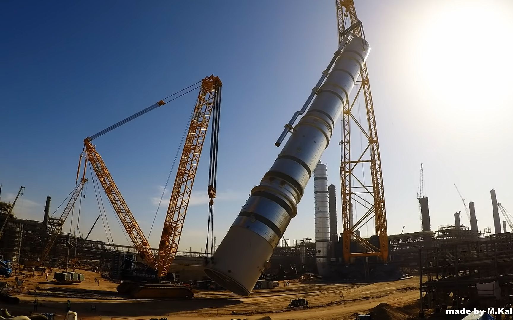 Mammoet使用特殊提升装置完成居住区组装