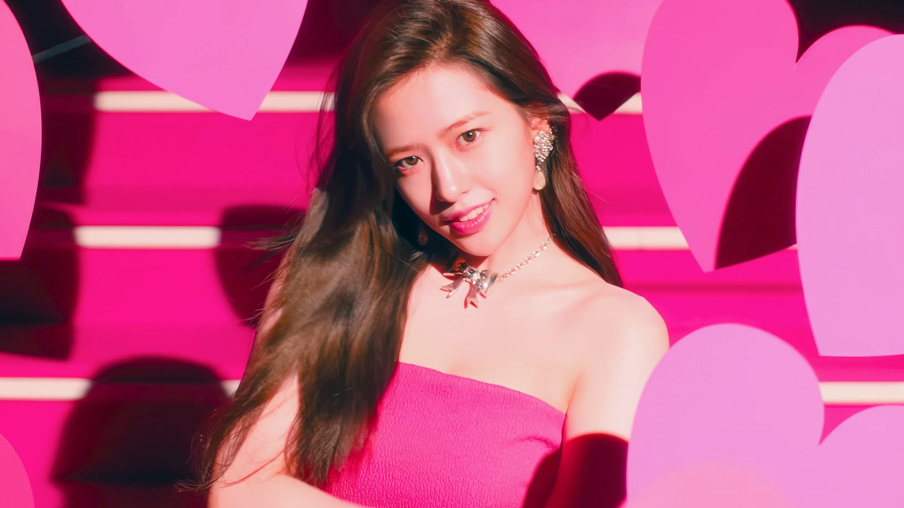 【4K·HDR】IVE《After LIKE》｜官方MV-IZONE_OFFICIAL-IZONE_OFFICIAL-哔哩哔哩视频