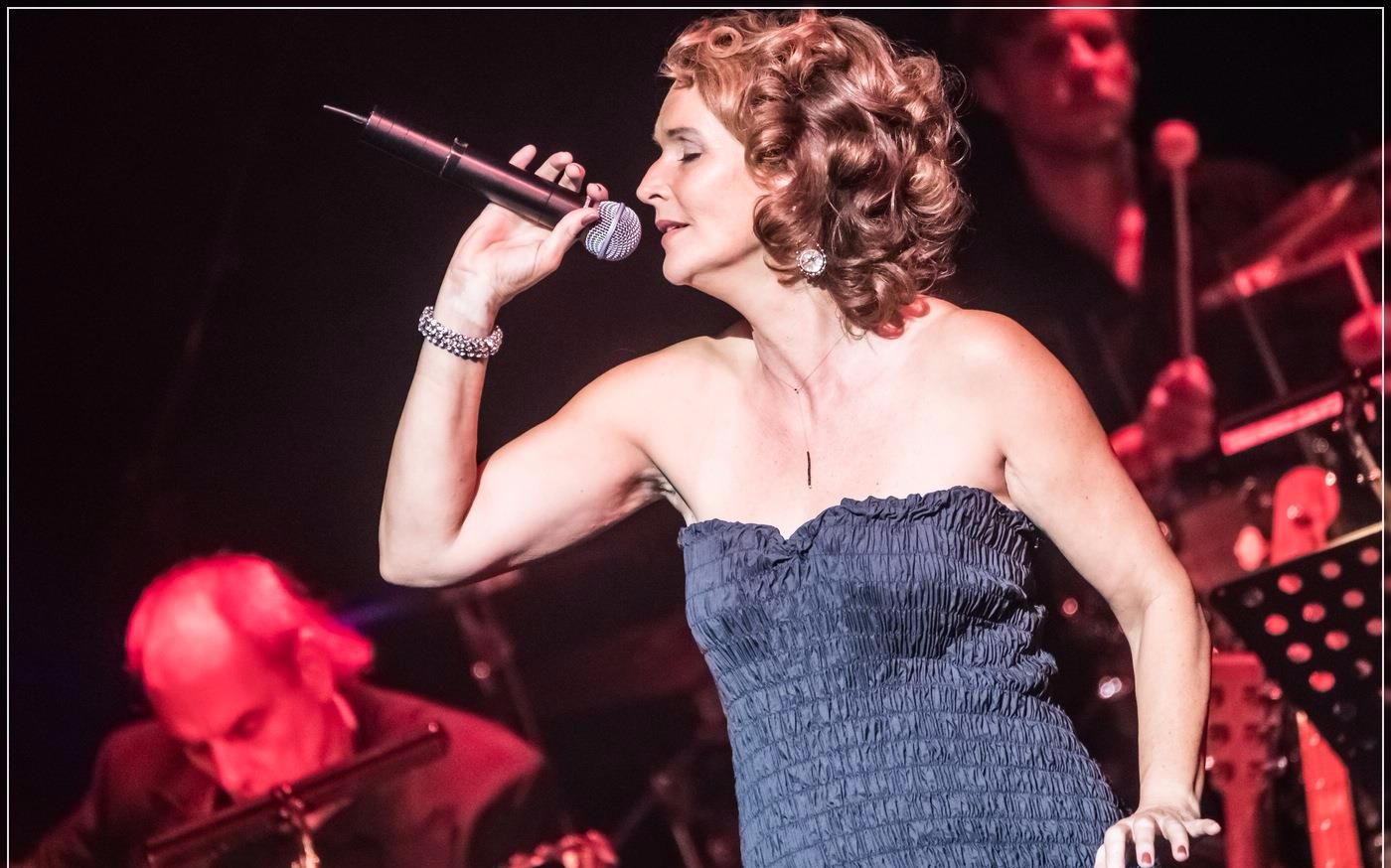 【Maya Hakvoort】现场演唱合辑（Solo）_哔哩哔哩_bilibili