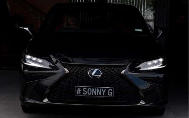 沉浸式看车 2023 雷克萨斯 ES 300h F sport 右舵 纽规-Sonny_G在新西兰-Sonny_G在新西兰-哔哩哔哩视频