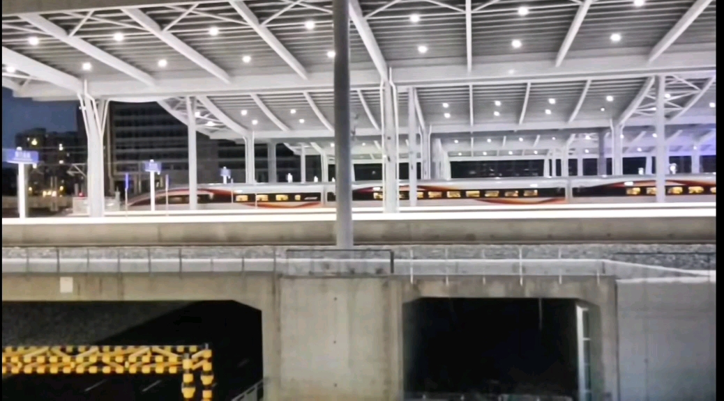 【夜-福厦高铁】G5142福州-漳州智能复兴号CR400AF-Z厦门北出站-东方月CR400BF-3034-东方月CR400BF-3034-哔 ...