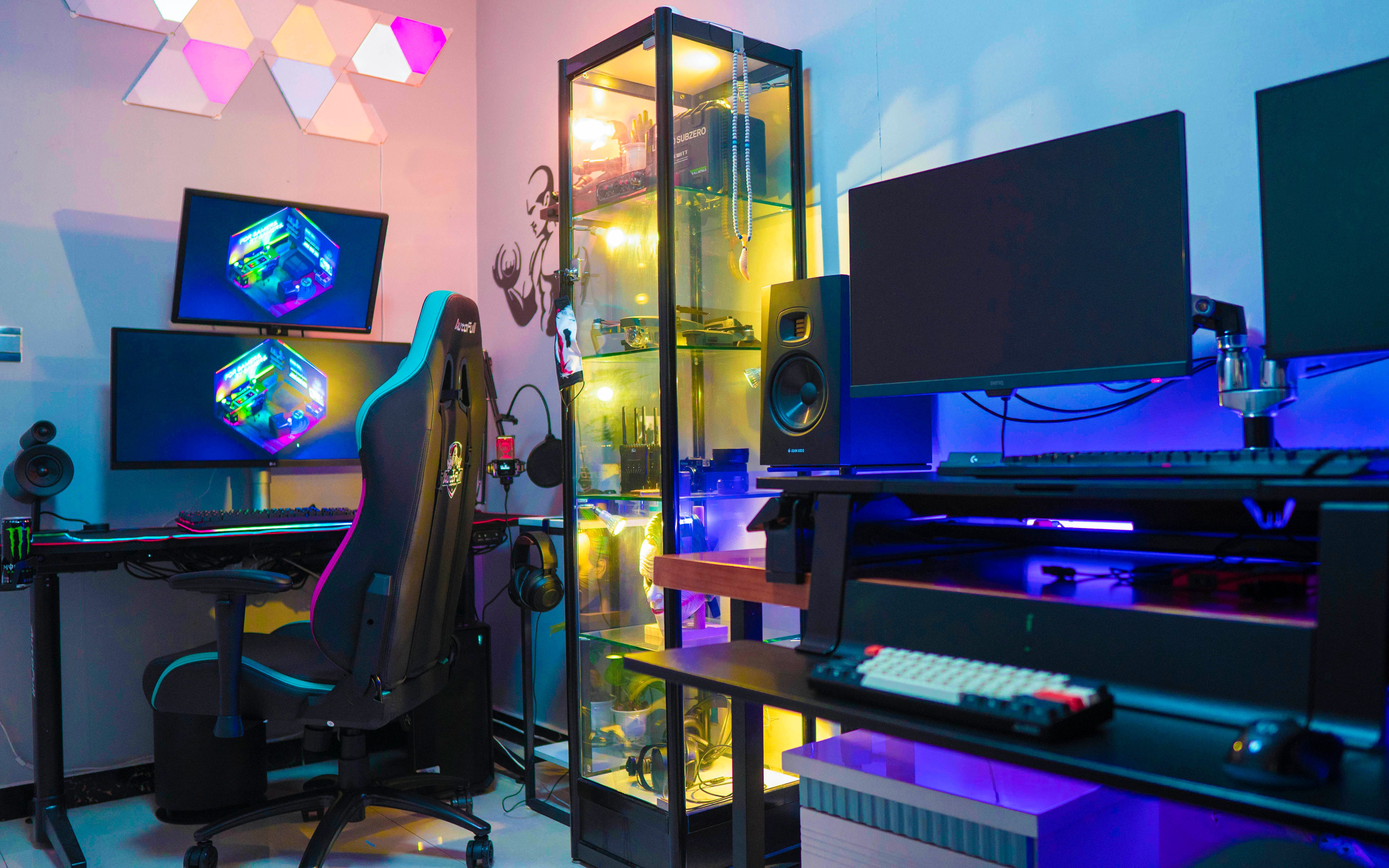 用时两天打造游戏桌面，这TM才叫RGB！_哔哩哔哩_bilibili