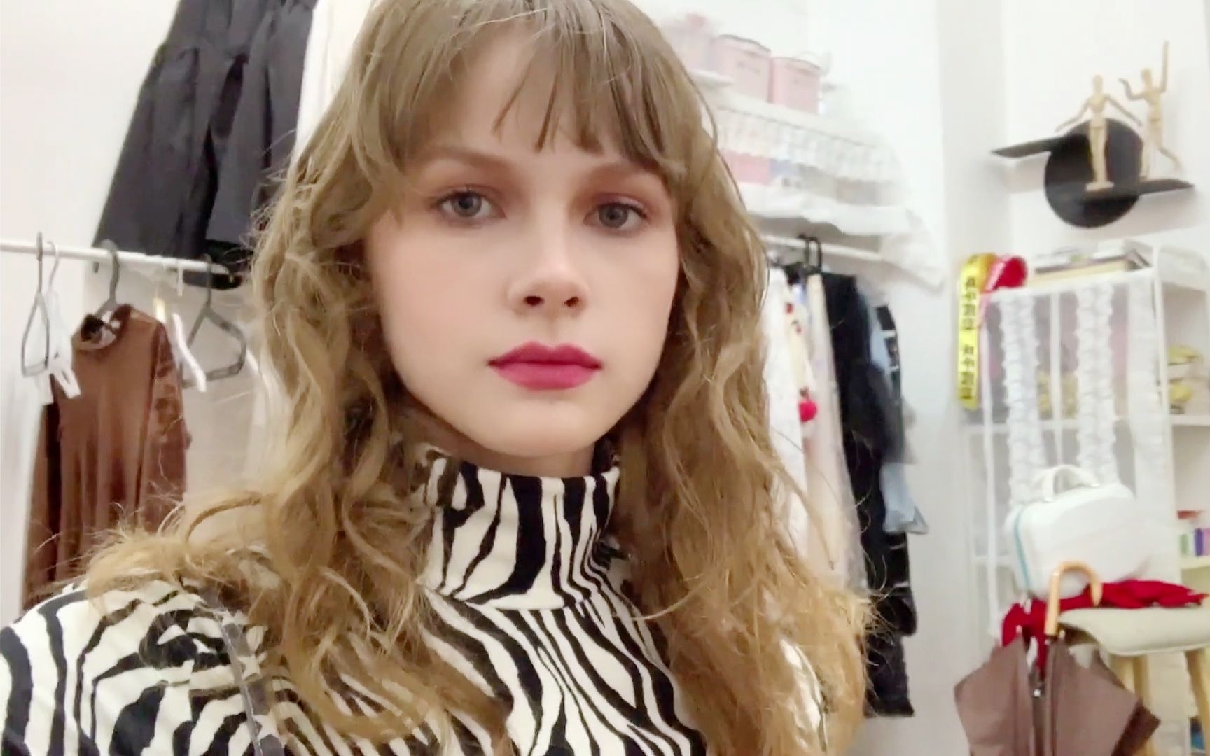 【我在中国做模特】2工作第一天 | Laura Mitt_哔哩哔哩_bilibili