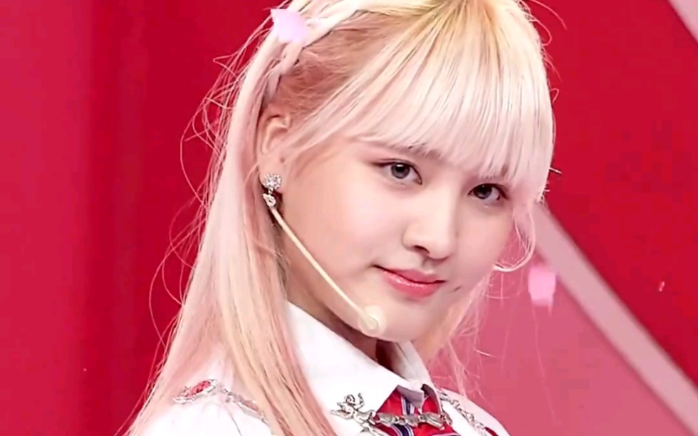 【IVE LIZ】LOVE DIVE-220410SBS 人气歌谣 人歌 竖版直拍 自存磕颜用_哔哩哔哩_bilibili