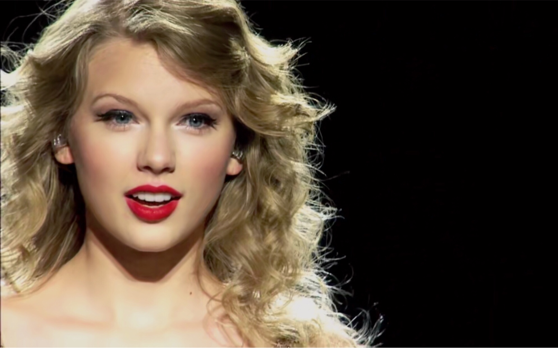 【Taylor Swift】永远的Bridge Queen～你霉的神级现场（2）_哔哩哔哩_bilibili