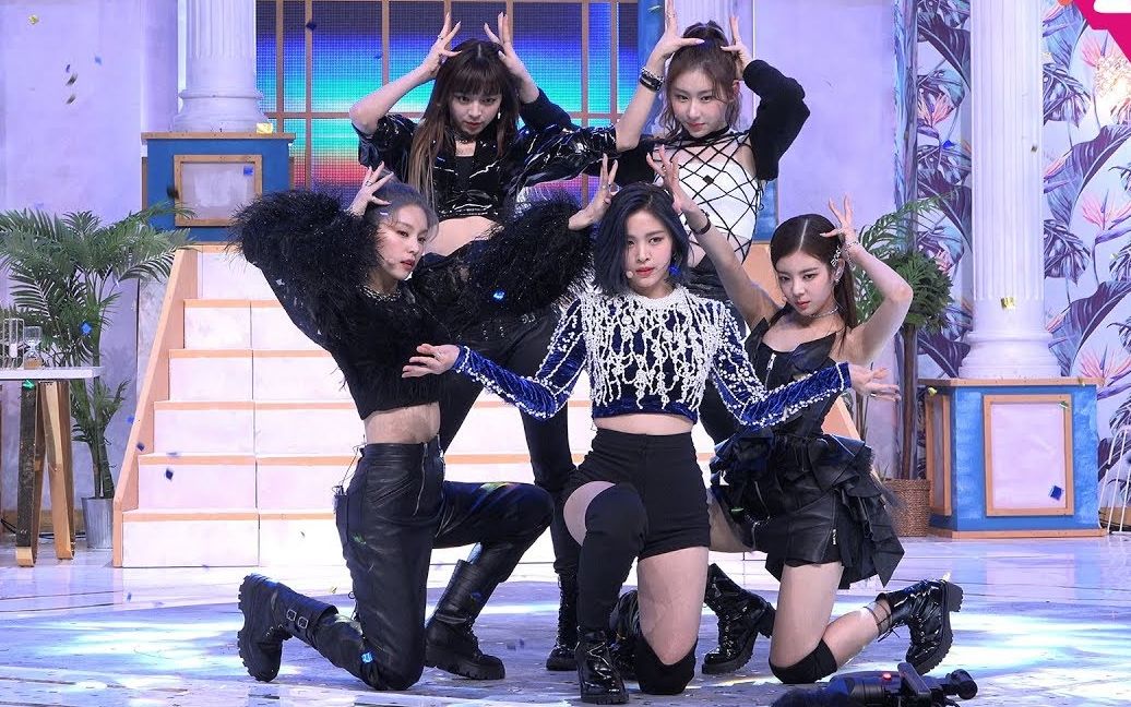 ITZY最新回归曲WANNABE首打歌舞台_哔哩哔哩_bilibili