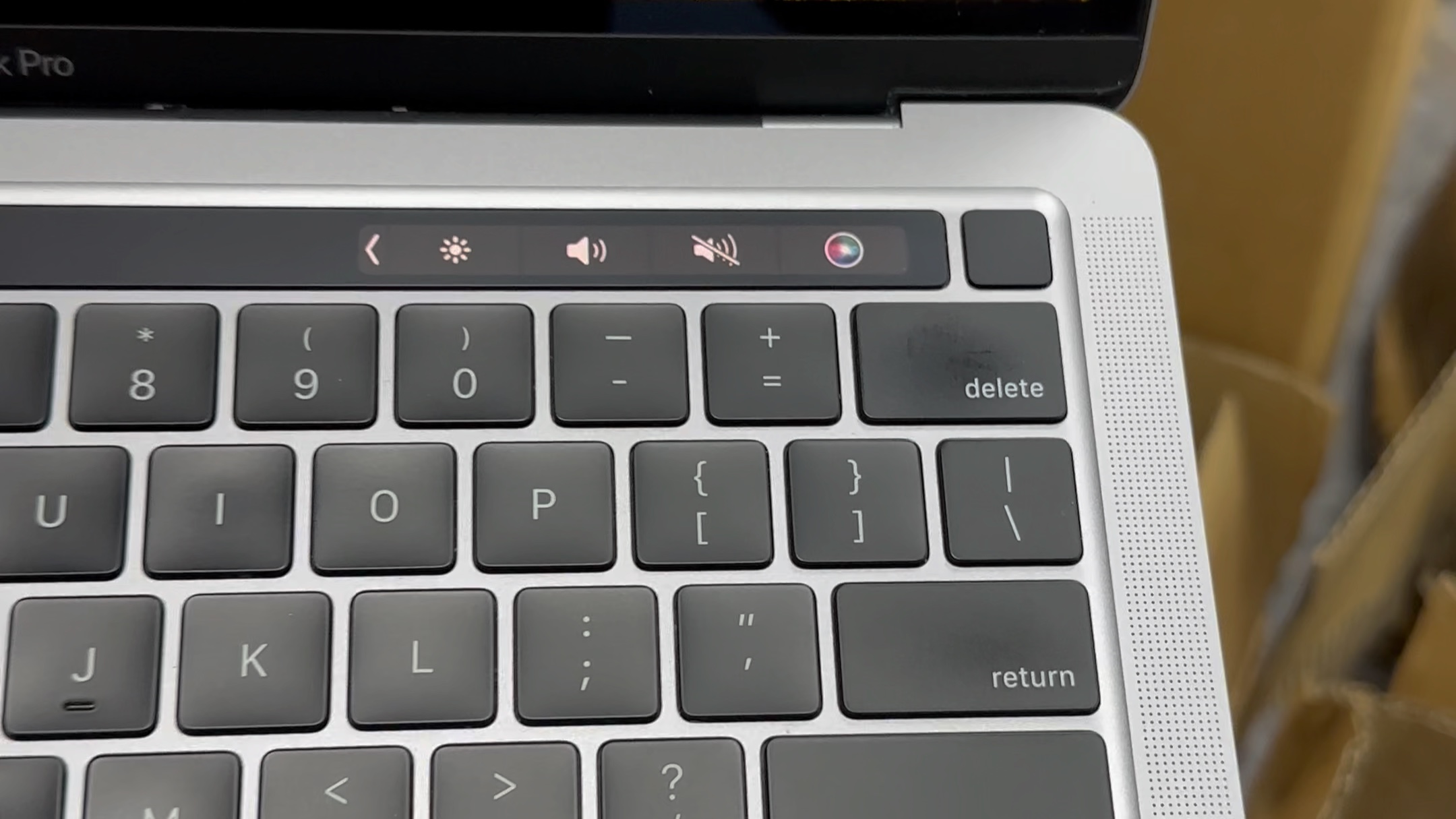 MacBook Pro M1 8+256 A2338 D82DA2-MacBook小周-MacBook小周-哔哩哔哩视频