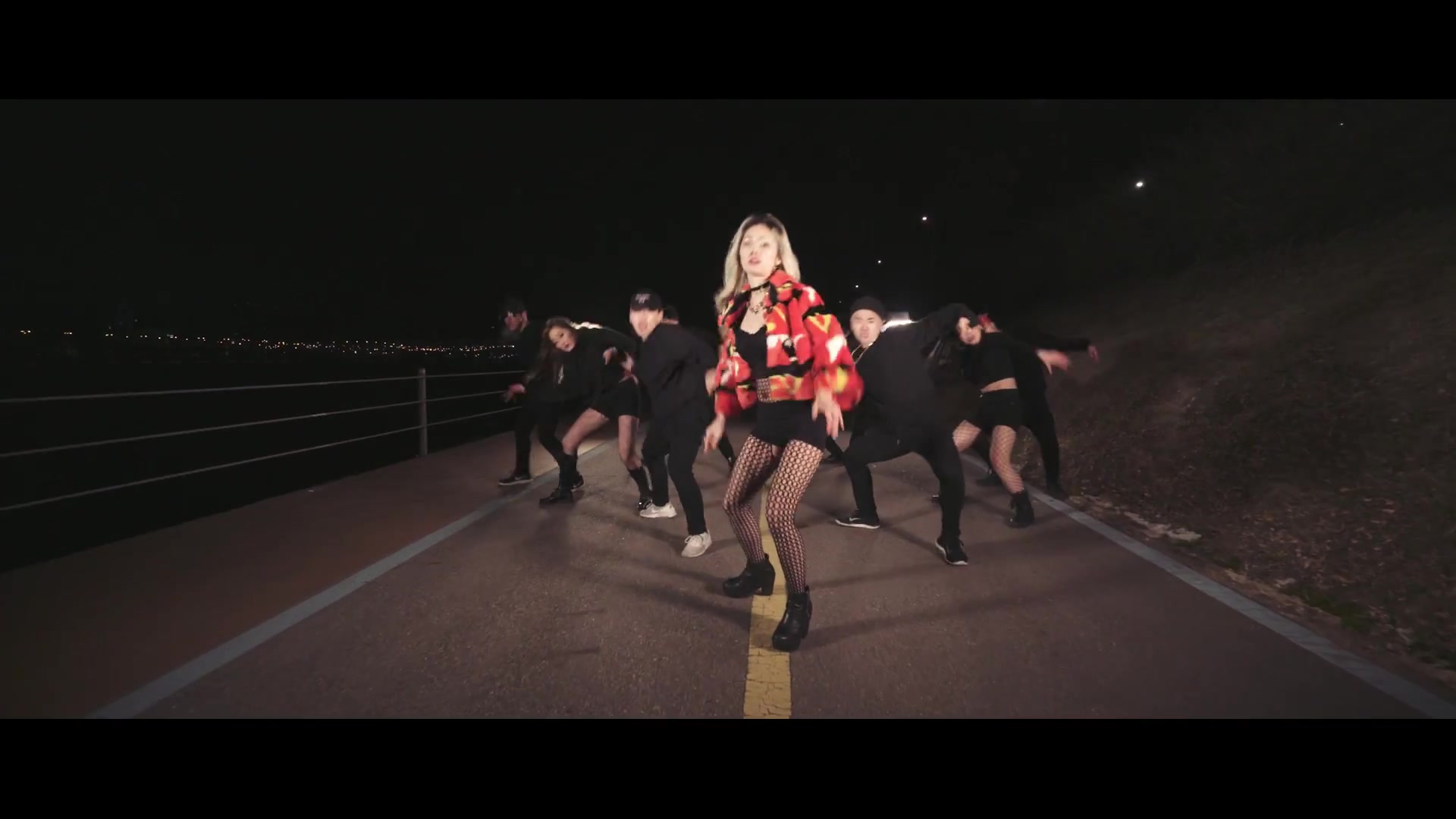 [MV] 그레이스(Grace) 'Zombie High' - Zombie High_哔哩哔哩_bilibili