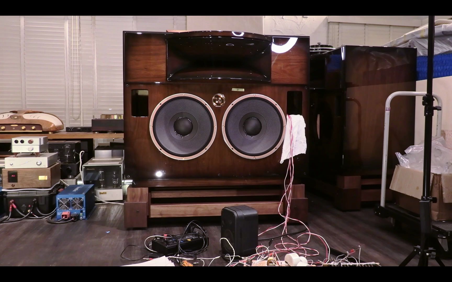 Sound Test FM Acoustics FM266 + FM411 drives Exclusive 2401_哔哩哔哩_bilibili