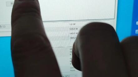 怎么看笔记本电脑显卡是满血还是残血简单使用gpu-z+furmark软件，注意最 - 哔哩哔哩