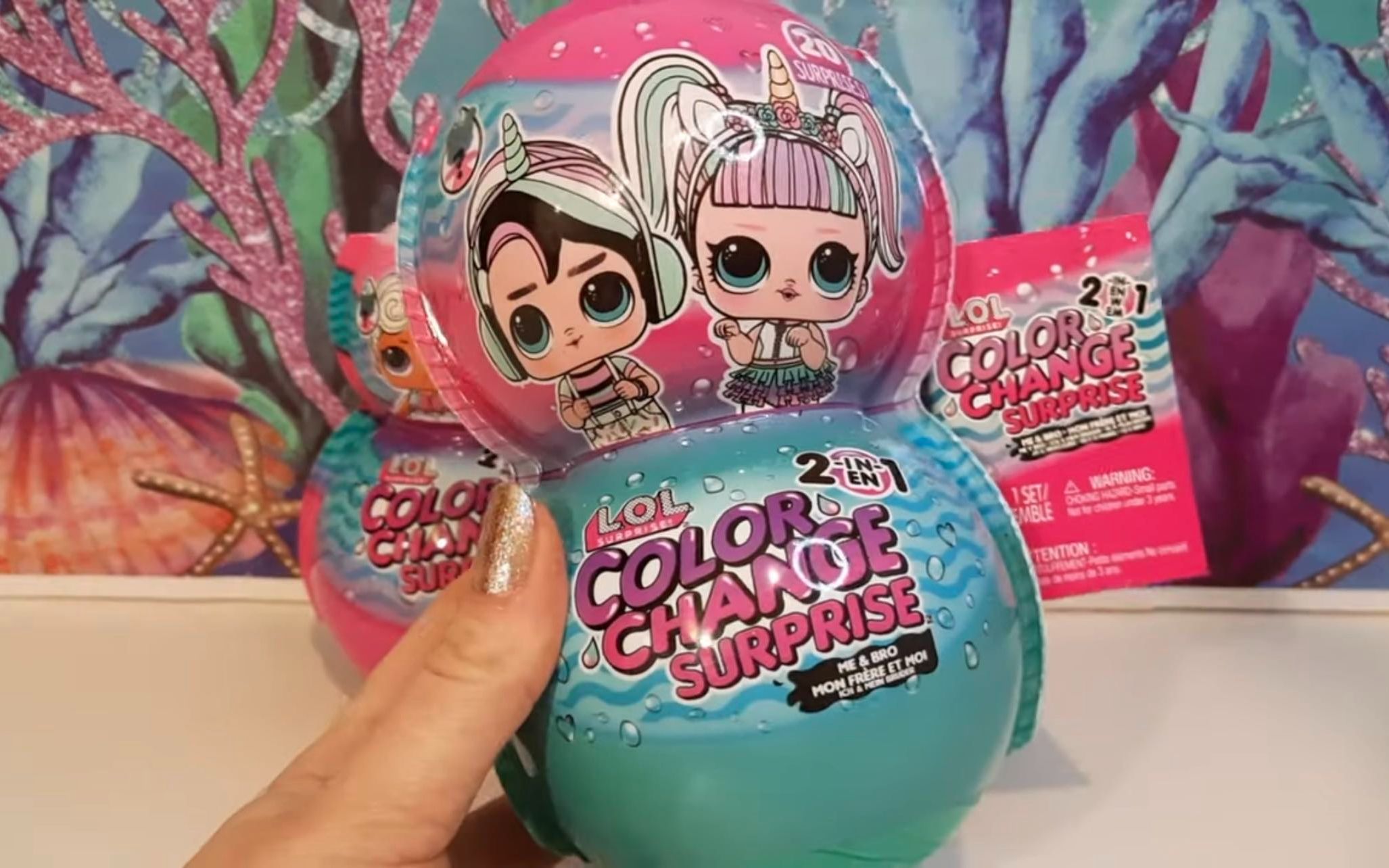 【转载】新款惊喜娃娃二合一变色系列开箱（俄语版） LOL Color Change_哔哩哔哩_bilibili