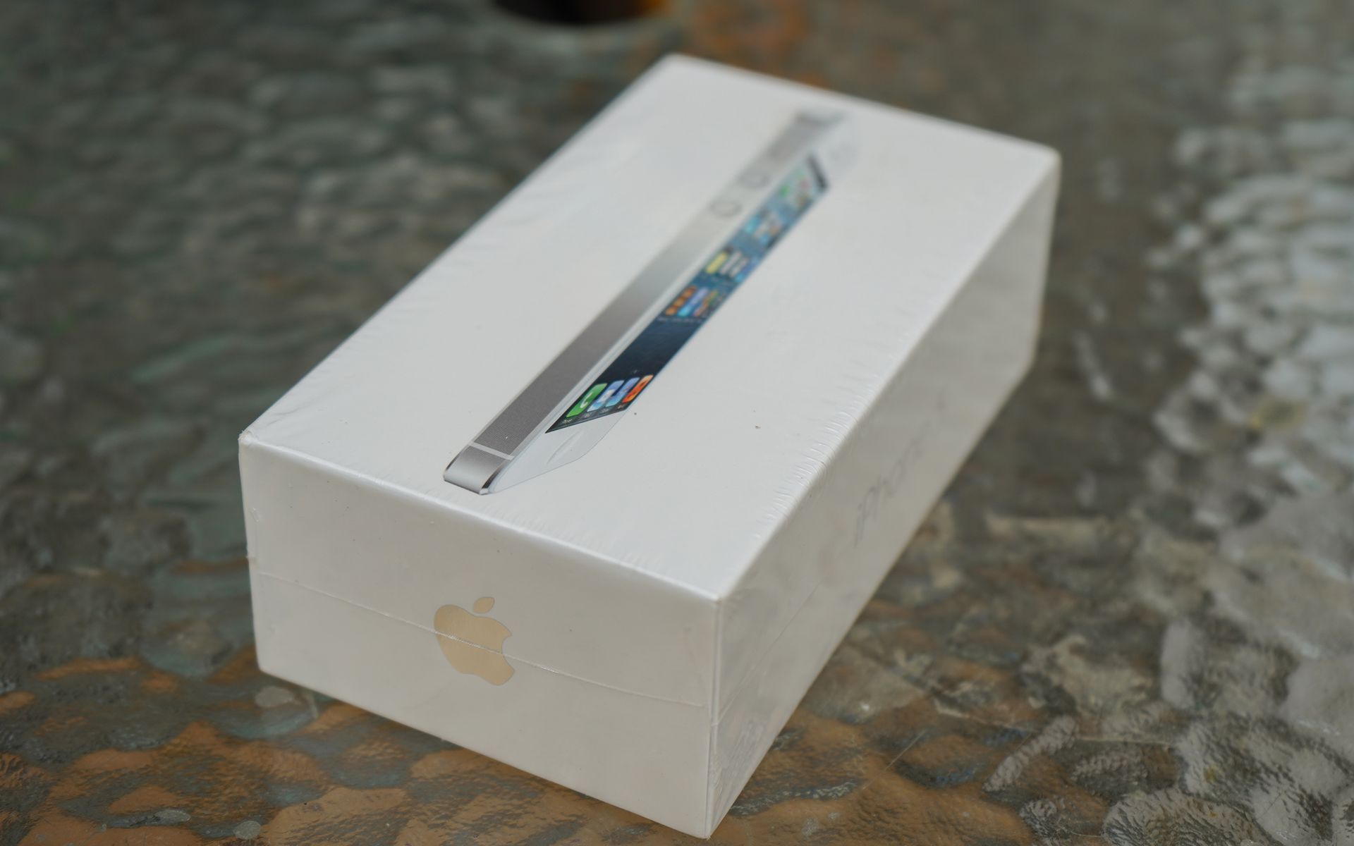 在2020年开箱全新未拆封的iPhone5 iOS6，还有绝版的Cover Flow_哔哩哔哩_bilibili