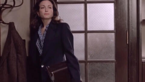 Bebe Neuwirth The Associate