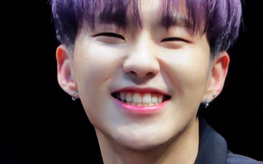 【HOSHI】171216 签售 幸福了整个回归期的可爱茸（新增p2p7）_哔哩哔哩_bilibili