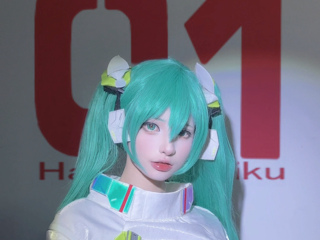 HatsuneMiku-吱四zissy-吱四zissy-哔哩哔哩视频