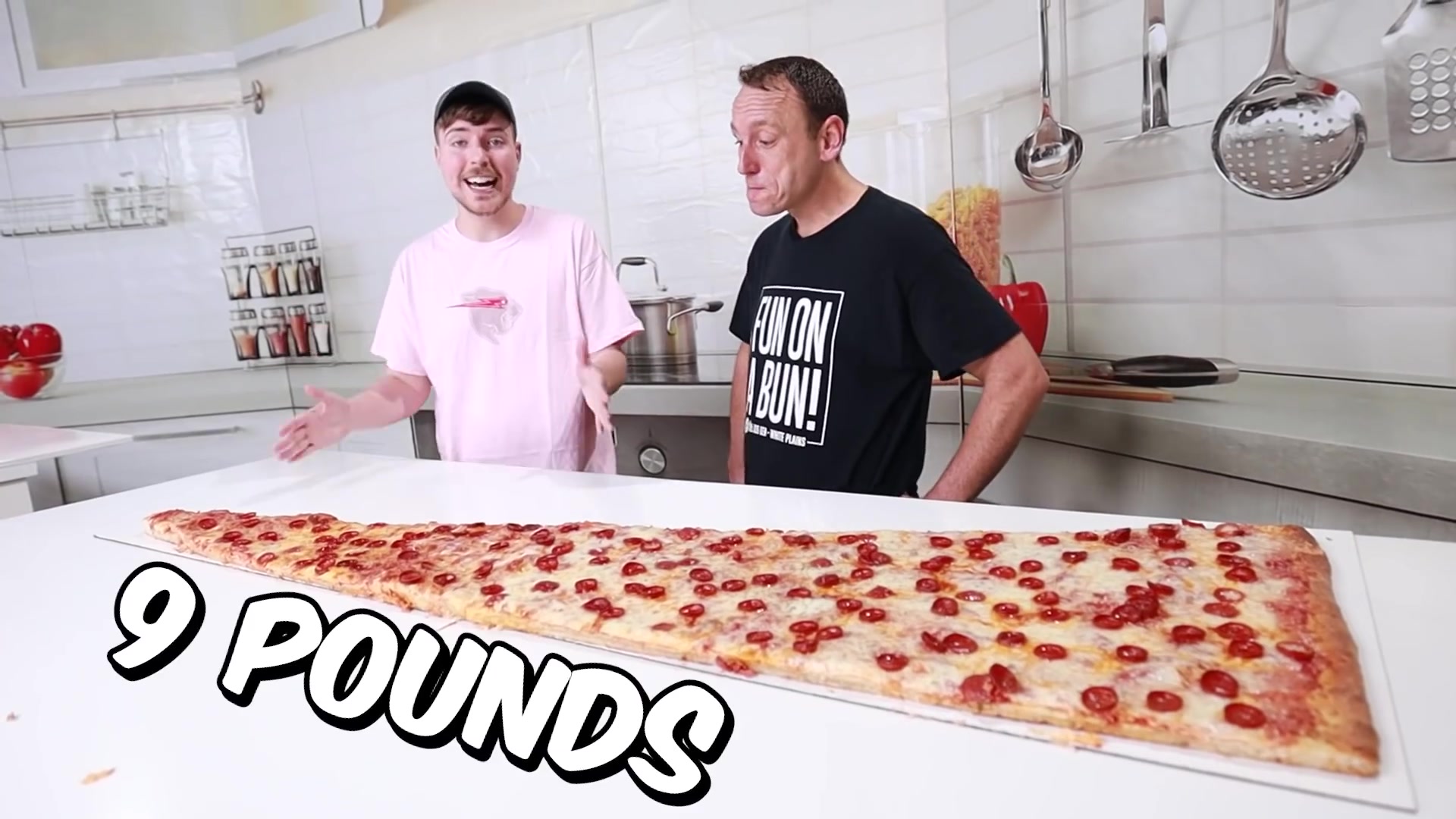 【Mr Beast熟肉】我造了一个威利旺卡的巧克力工厂!(片尾有神秘人物)