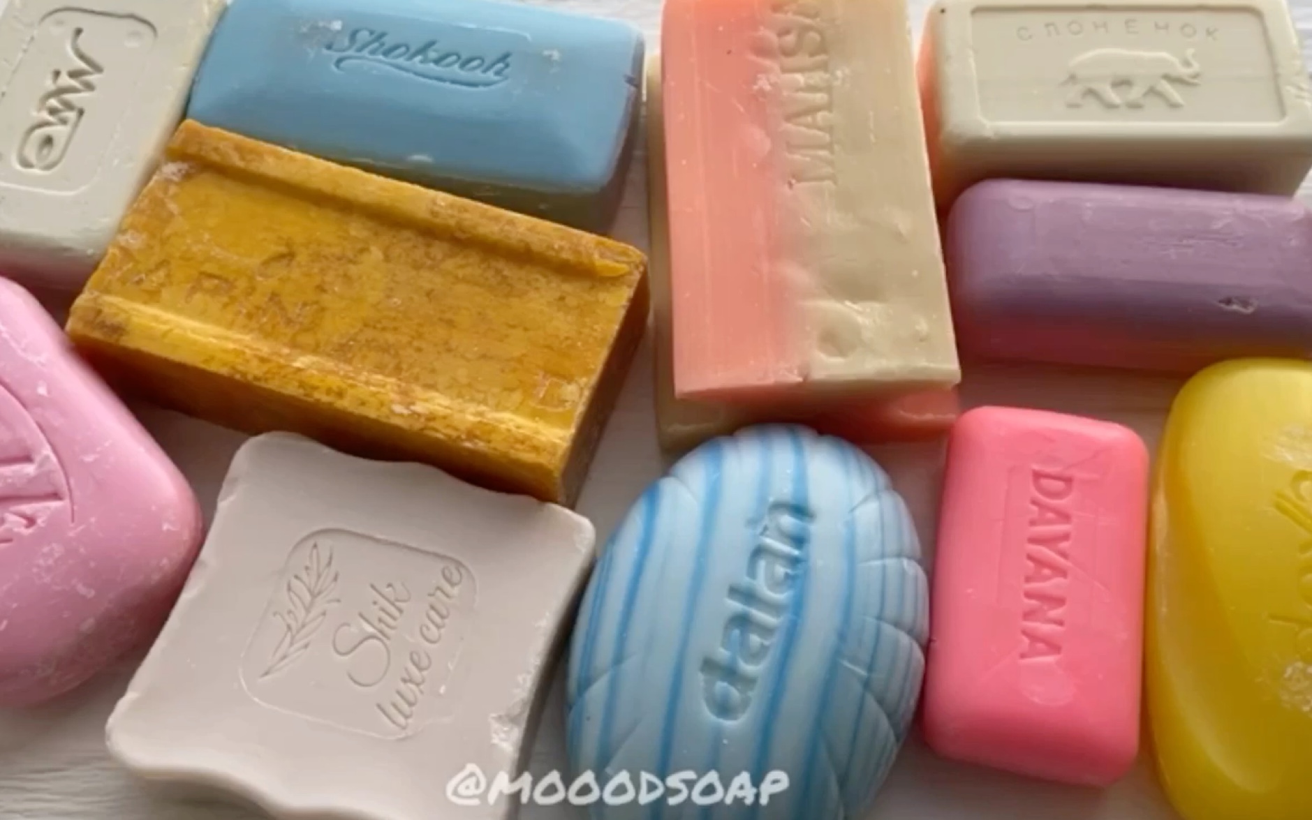 MOOOD SOAP 好朋友太多是好还是坏呢 怎么说的全是我不想听的_哔哩哔哩_bilibili