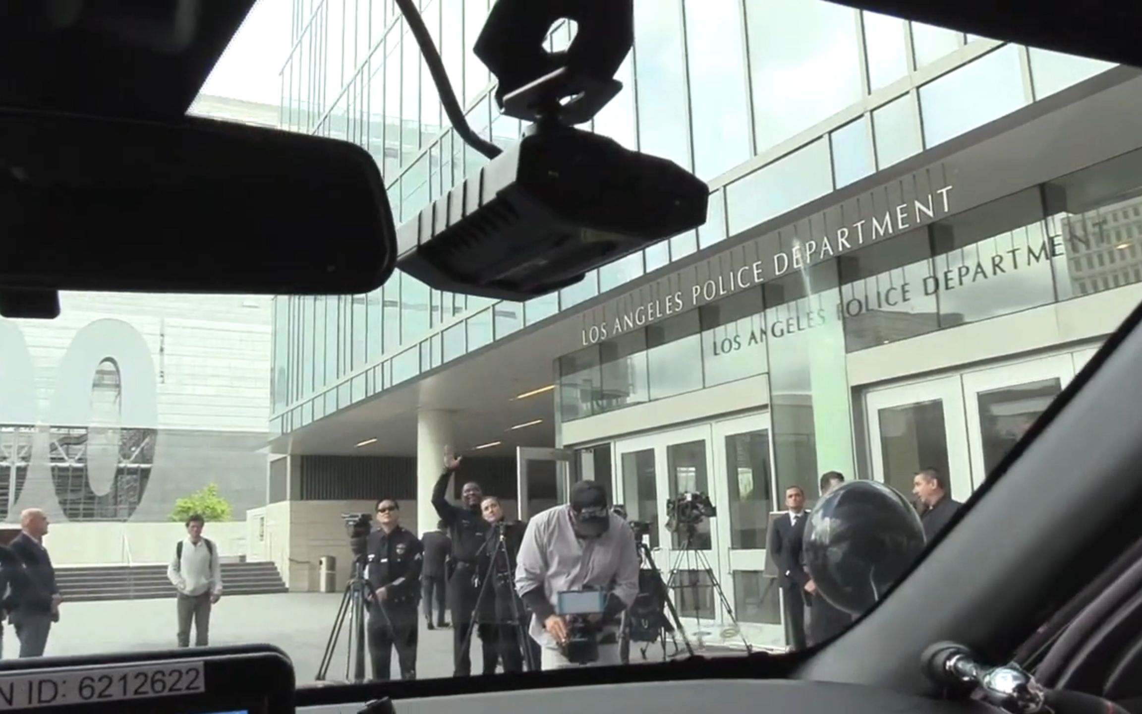 终于！洛杉矶警局LAPD官宣更换Axon Fleet 3行车记录仪！-哈博追车-哈博追车-哔哩哔哩视频