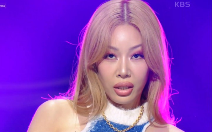 太强了！【Jessi】全开麦《Gum》初舞台！-嗑糖少女000-嗑糖少女000-哔哩哔哩视频