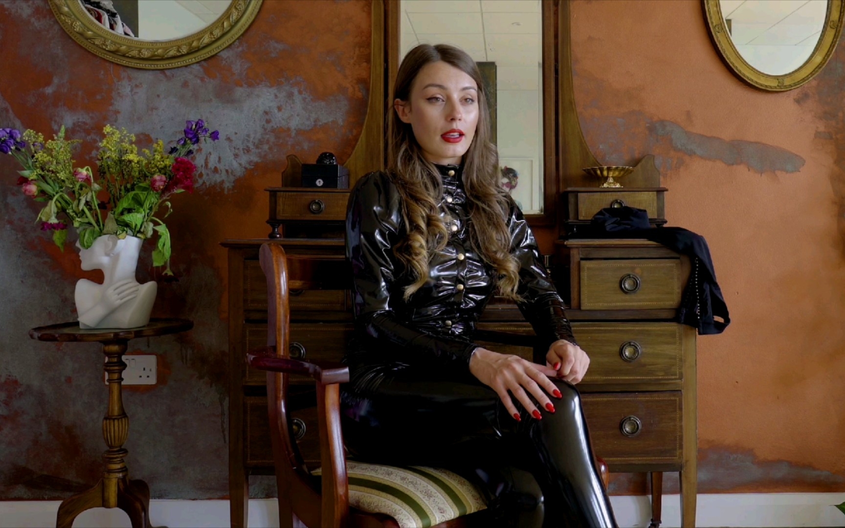 PVC and Dress Try On Haul Anna Zapala_哔哩哔哩_bilibili