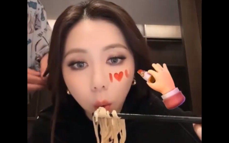 【官方MV】G.E.M.邓紫棋《受难曲》 | 第六章 | 启示录REVELATION-gielmu-默认收藏夹-哔哩哔哩视频