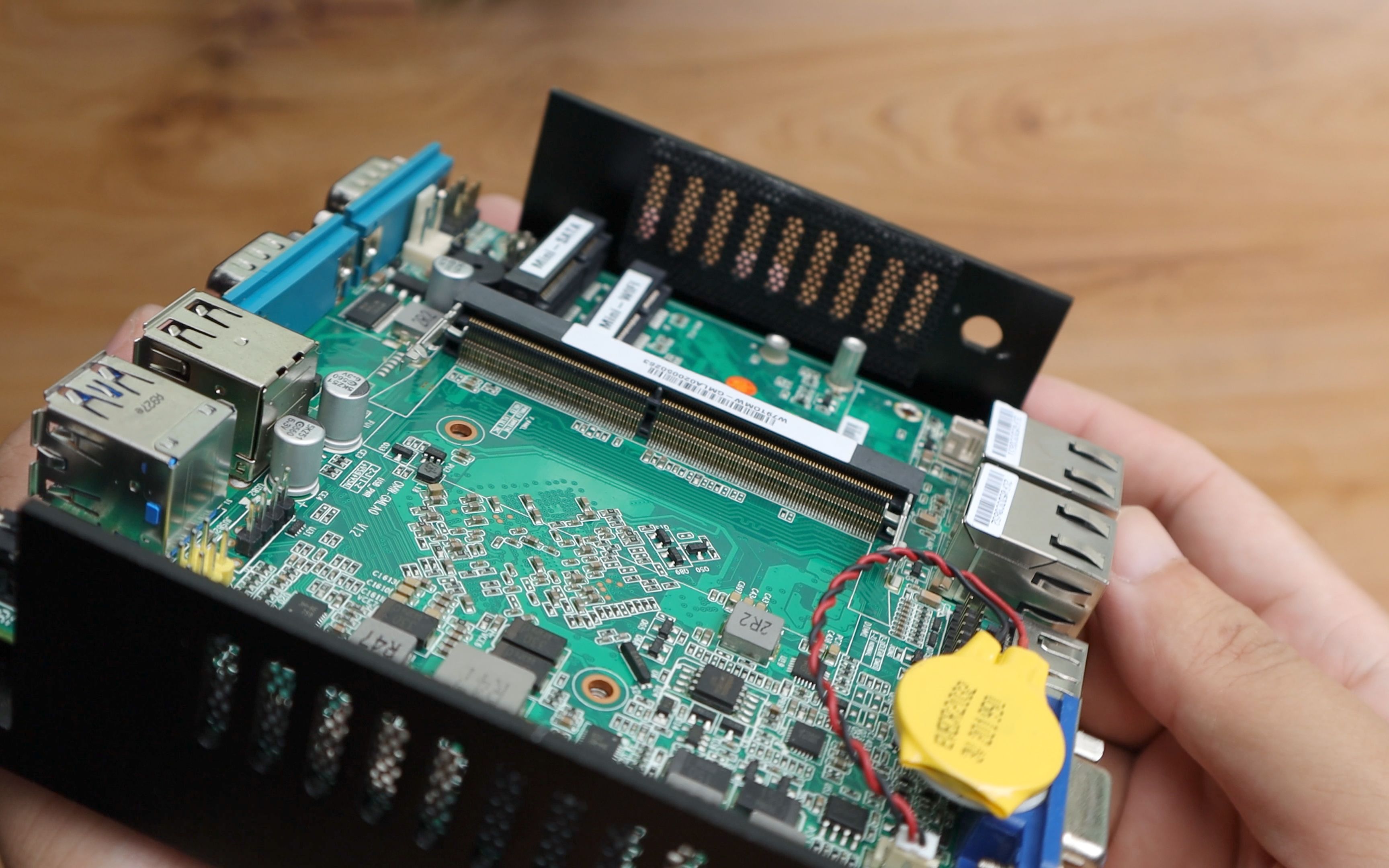 J4105 小主机成品软路由简单上手体验_哔哩哔哩_bilibili