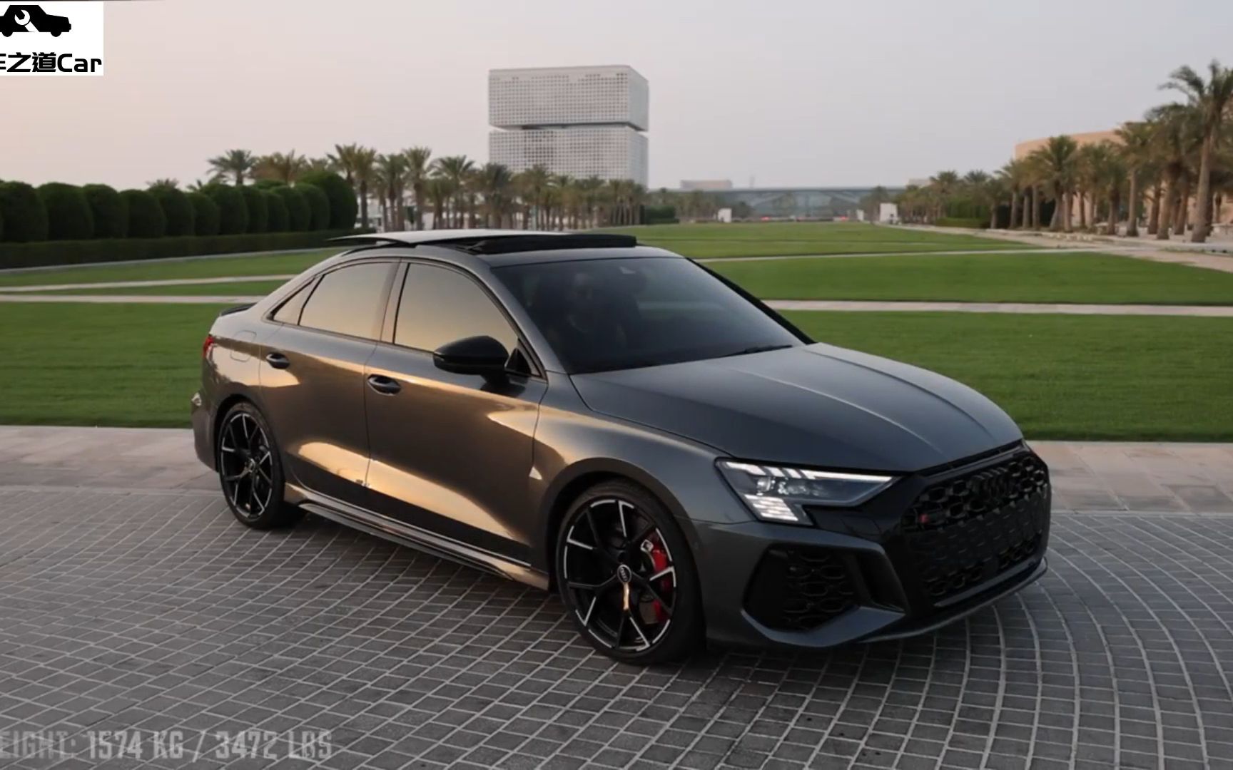 2023款奥迪-RS3：同类最佳性能-400马力5缸野兽，敢挑战超跑的小钢炮~_哔哩哔哩_bilibili