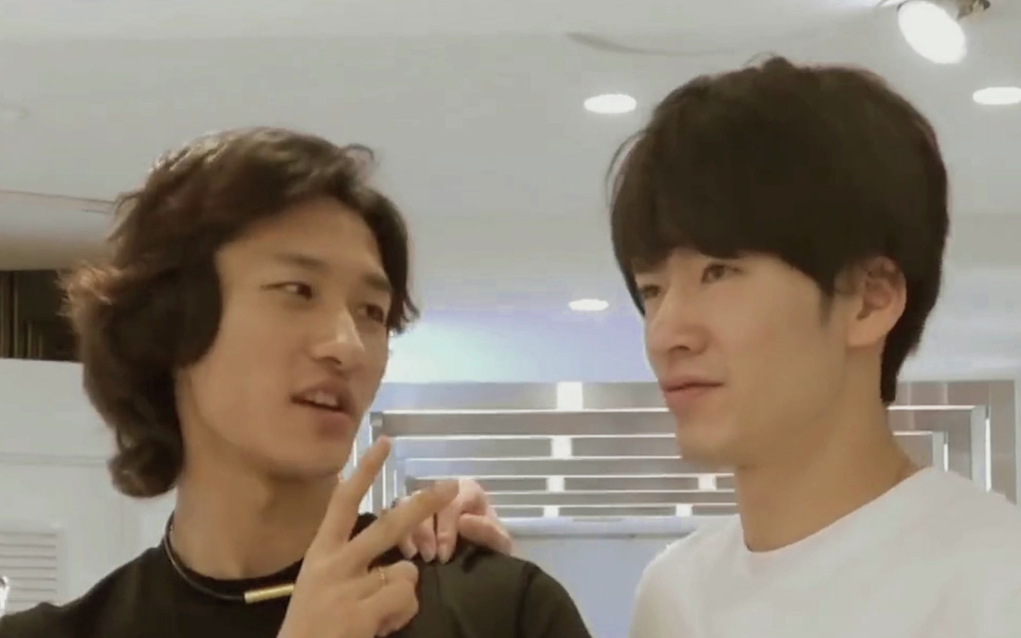 【iwfk/いわふか】“这世界仿佛只属于你和我。”_哔哩哔哩_bilibili